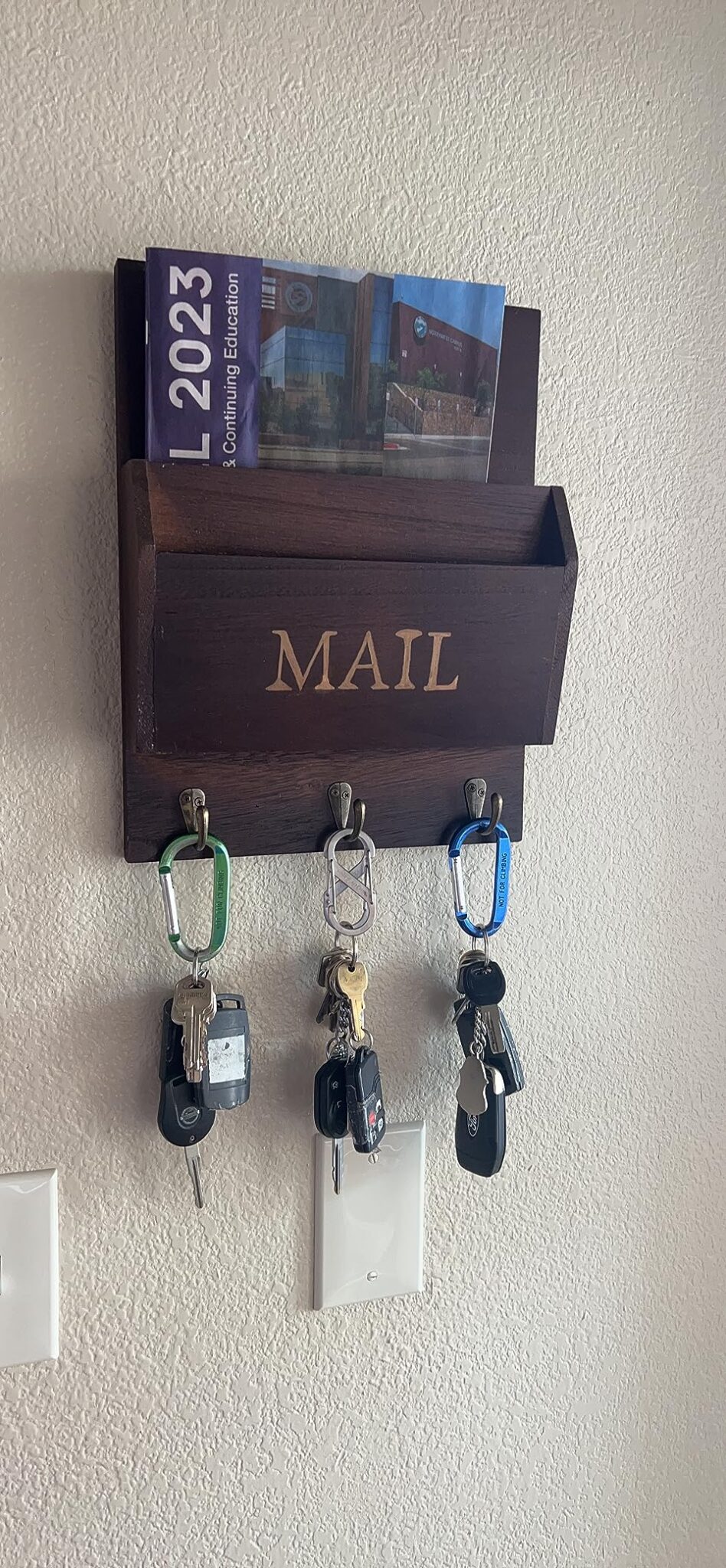 19 Entryway Key Holder Ideas to Keep Your Home Organized - Addicted To ...