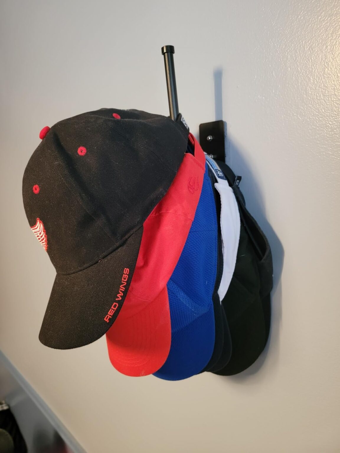 19 Clever Hat Storage Ideas to Keep Your Hats Tidy - Addicted To ...