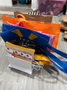 18 Simple Reusable Bag Storage Ideas for Quick Access - Addicted To ...