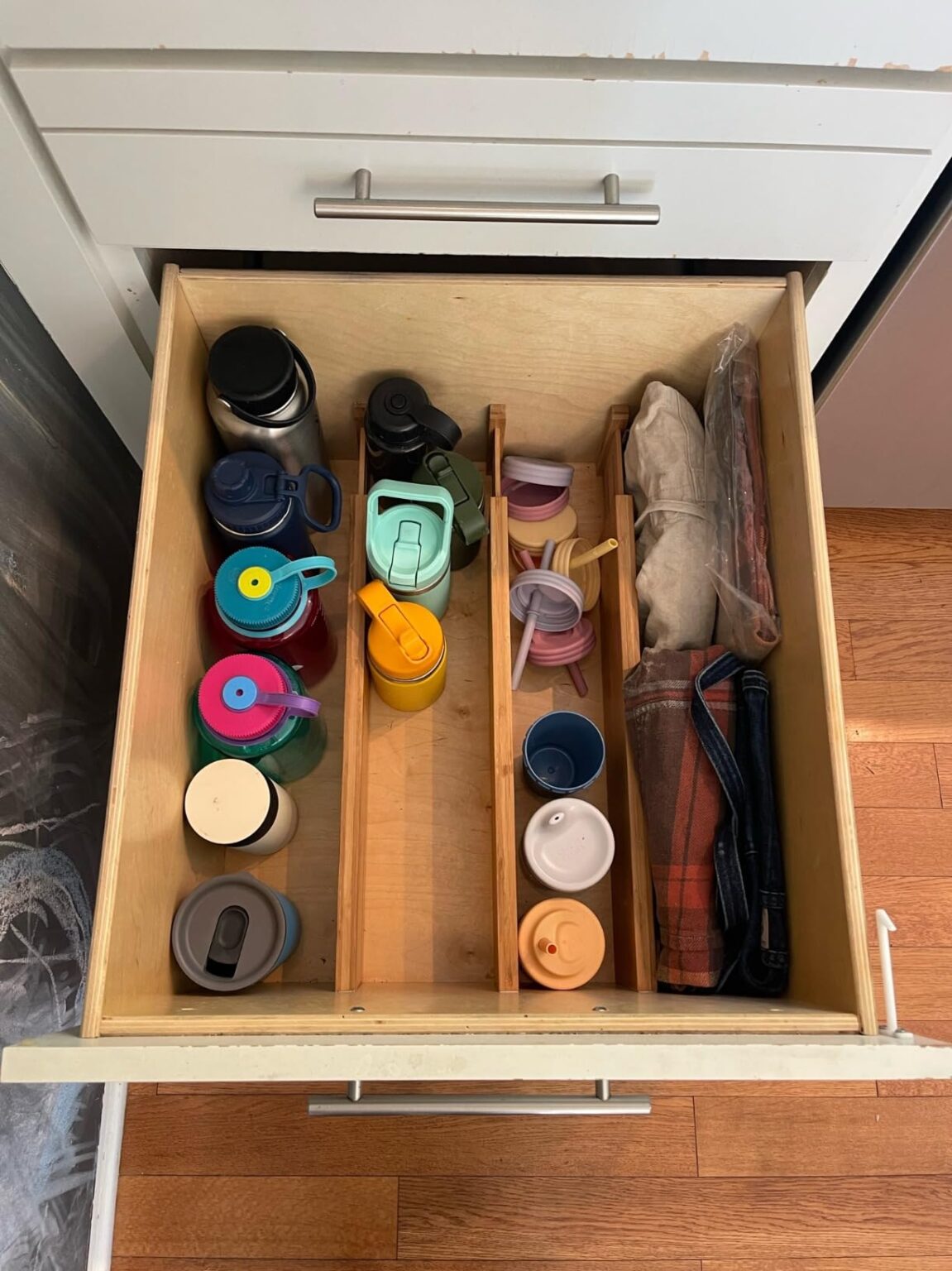 14 Efficient Bottled Water Storage Ideas for Small Spaces - Addicted To ...