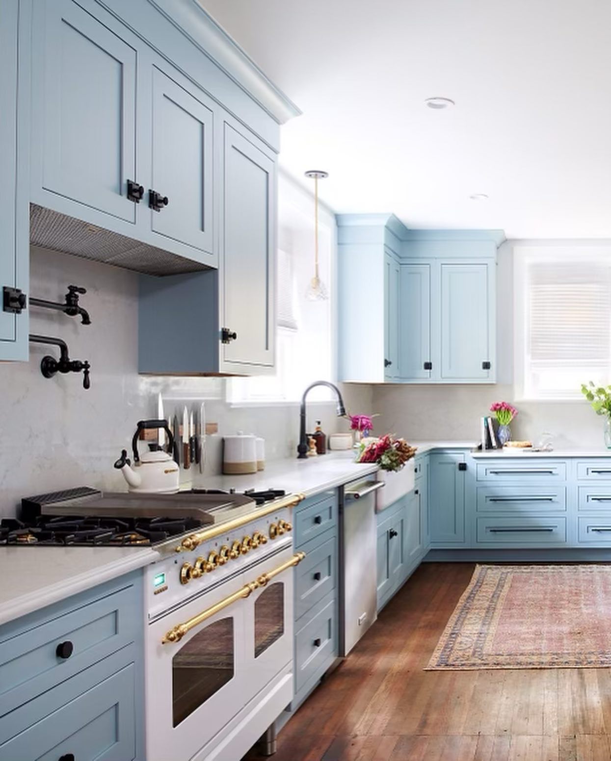20 Stunning Kitchen Cabinet Color Ideas to Try This Year - Addicted To ...