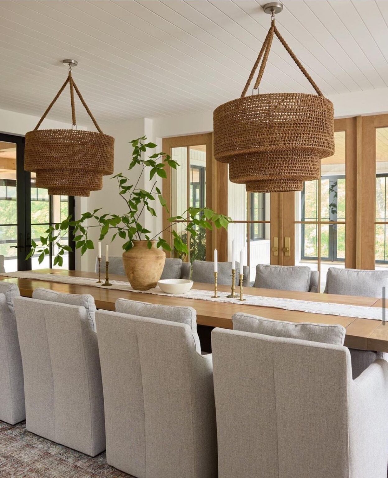 30 Gorgeous Dining Room Lighting Over Table Ideas - Addicted To ...