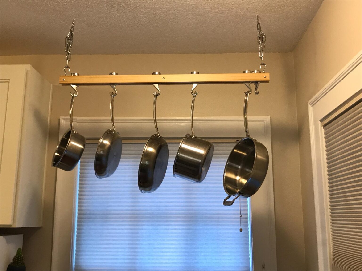 19 Clever Pot and Pan Storage Ideas for an Organized Kitchen - Addicted ...