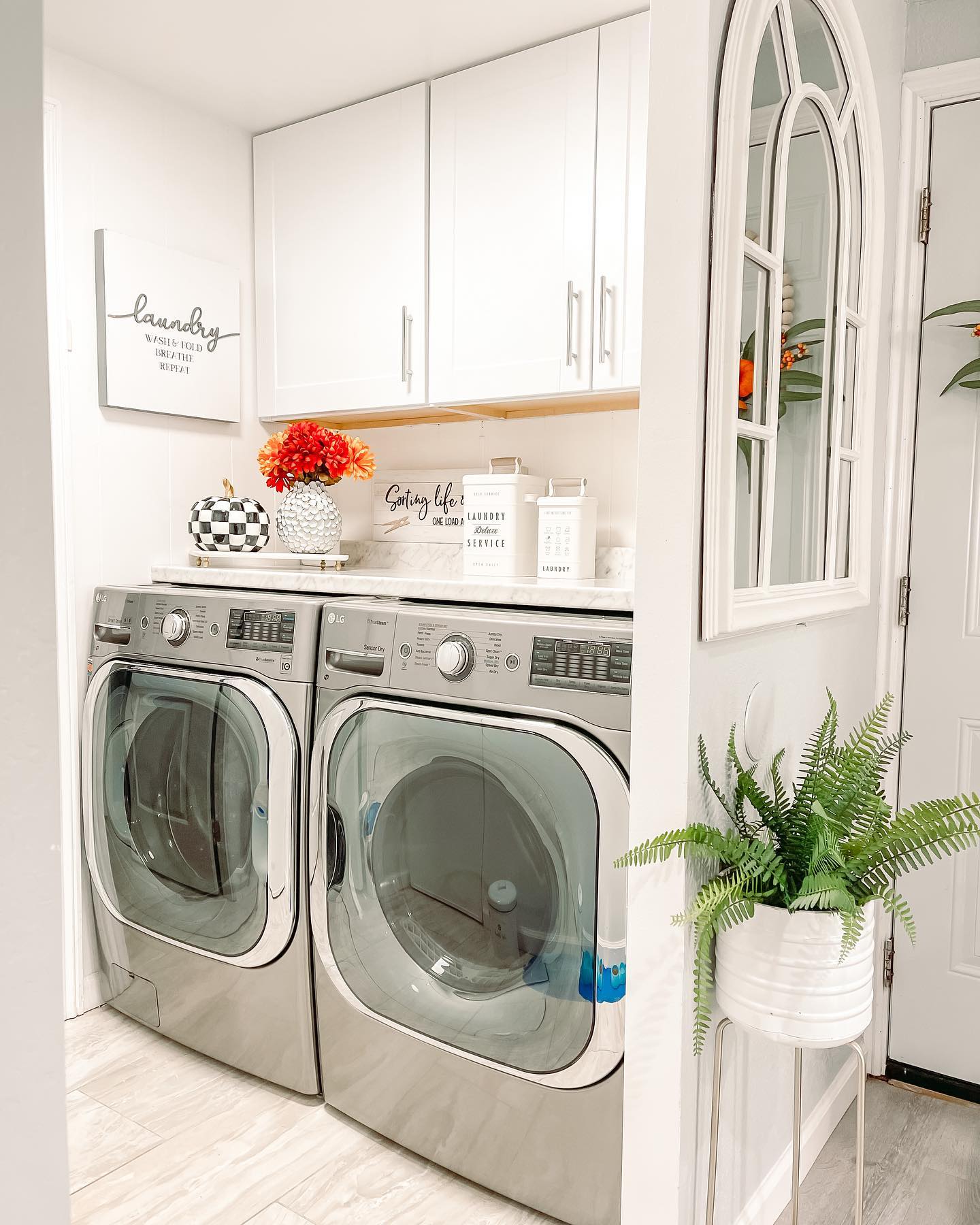 44 Smart Small Laundry Room Ideas to Elevate Your Space - Addicted To ...