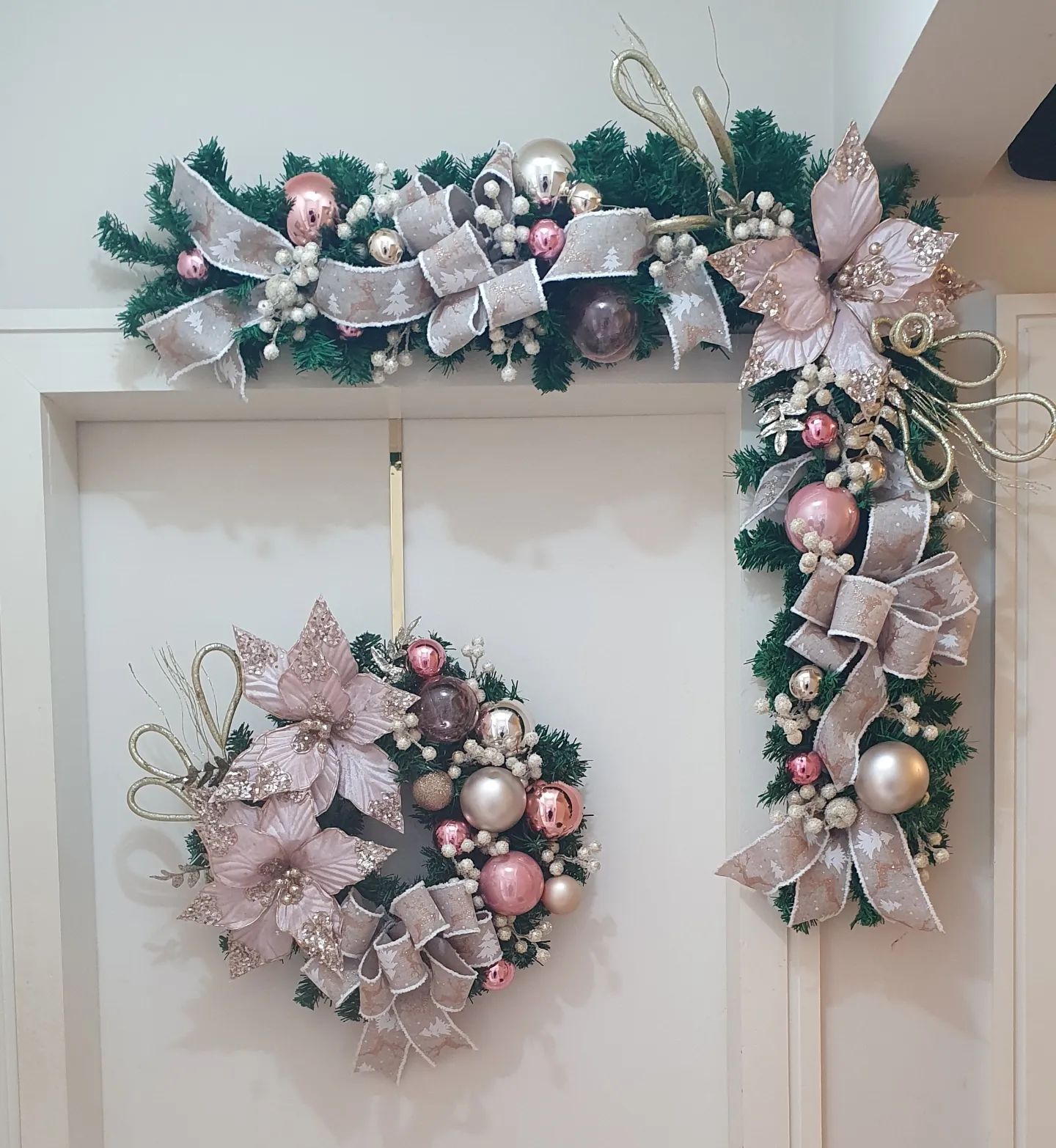 33 Stunning Christmas Garland Ideas for 2024 - Addicted To Organization