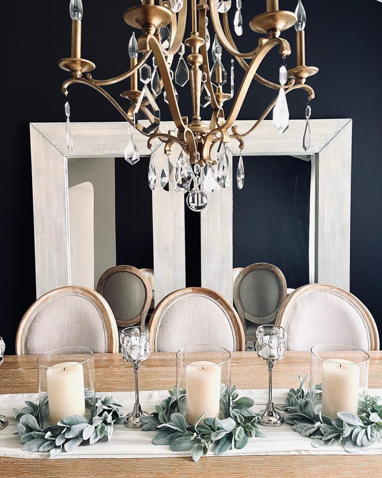 46 Dining Room Table Centerpiece Ideas for Everyday Elegance - Addicted ...