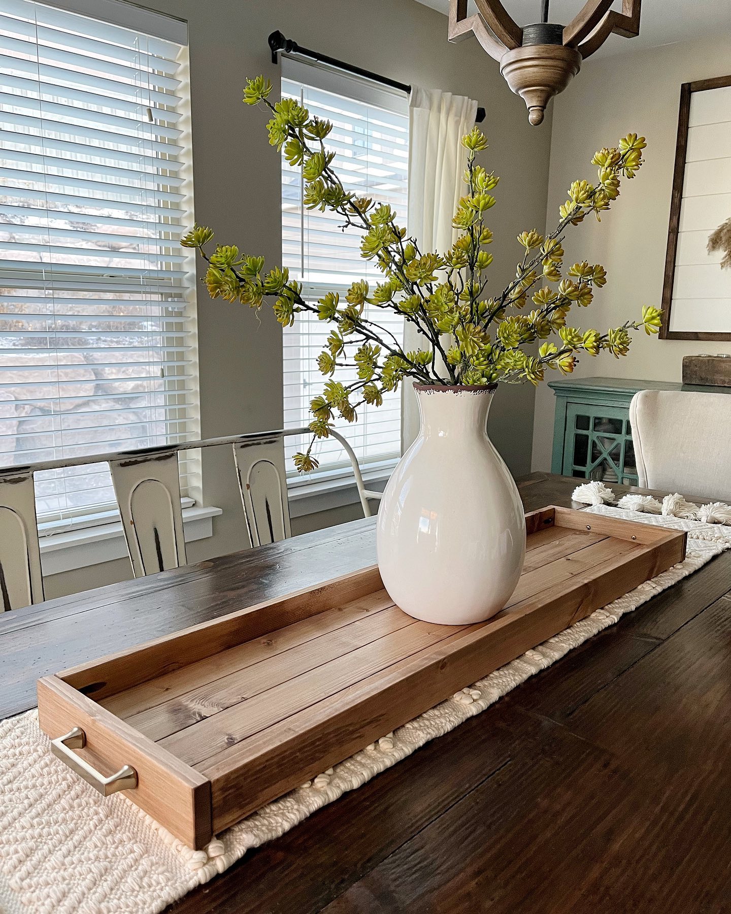 46 Dining Room Table Centerpiece Ideas for Everyday Elegance - Addicted ...