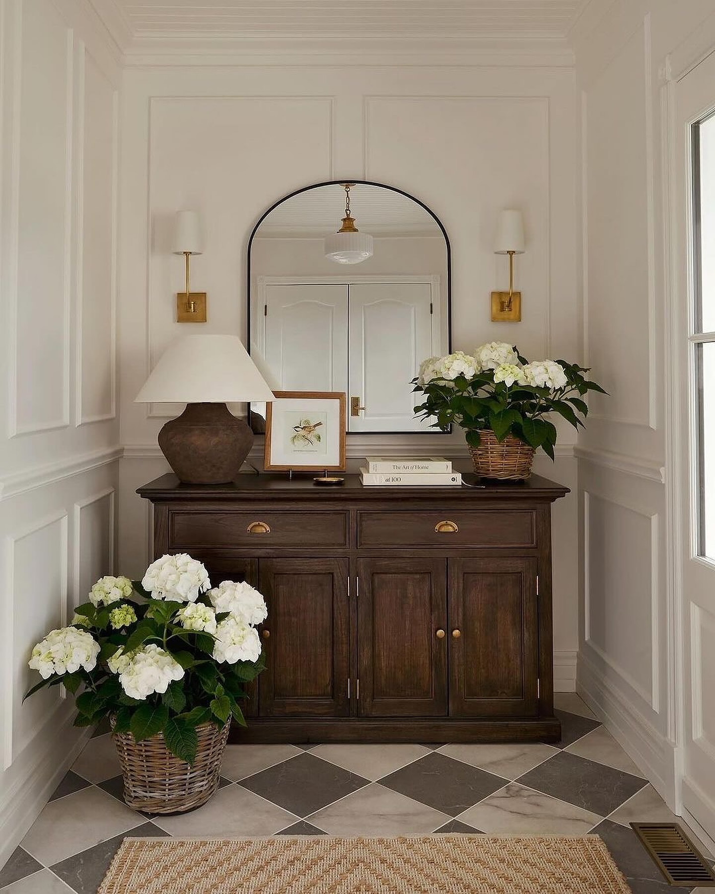 42 Entryway Decor Ideas That Wow Every Guest - Addicted To Organization